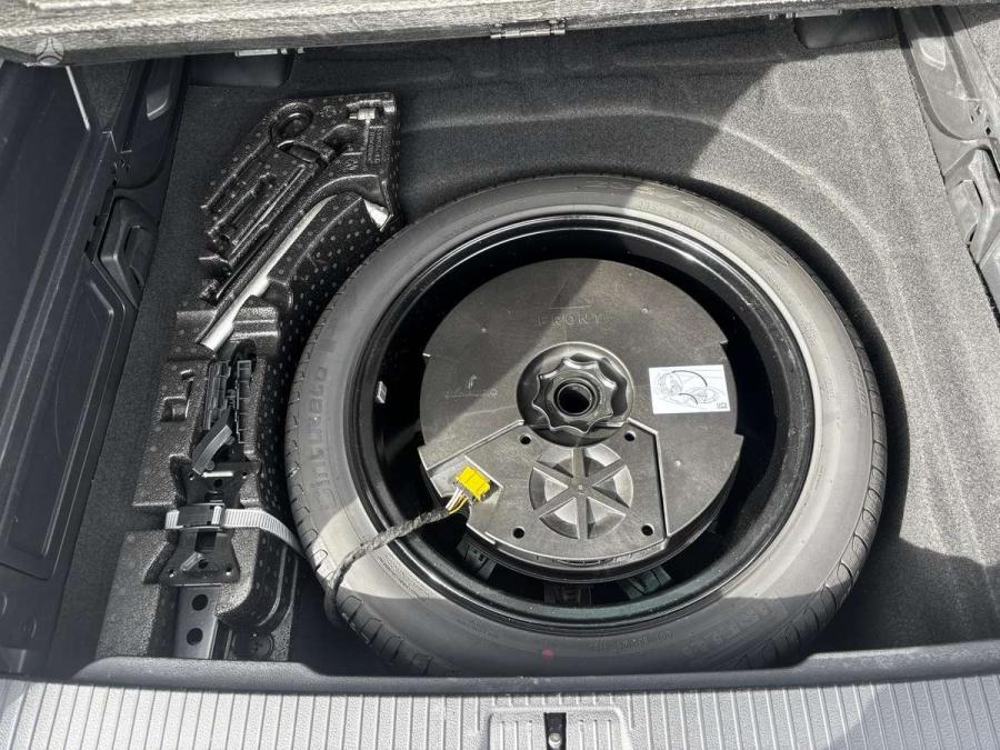 Volkswagen Passat 2018 in Taurage, with an engine capacity of 1.97 L and mileage of 248 thousand km for 13300 €, photo 25 on AUTOMOTO.COM.LV