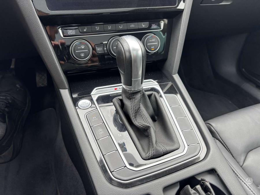 Volkswagen Passat 2018 Tauragė, ar dzinēja tilpumu 1.97 L un nobraukumu 248 tūkst. km par 13300 €, foto 19 vietnē AUTOMOTO.COM.LV