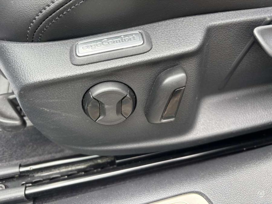 Volkswagen Passat 2018 Tauragė, ar dzinēja tilpumu 1.97 L un nobraukumu 248 tūkst. km par 13300 €, foto 24 vietnē AUTOMOTO.COM.LV