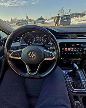 Volkswagen Passat 2019 in Vilnius, with an engine capacity of 1.50 L and mileage of 168 thousand km for 11300 €, photo 7 on AUTOMOTO.COM.LV