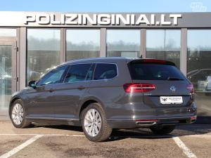 Volkswagen Passat 2019 in Vilnius, with an engine capacity of 2.00 L and mileage of 244 thousand km for 16250 €, photo 5 on AUTOMOTO.COM.LV