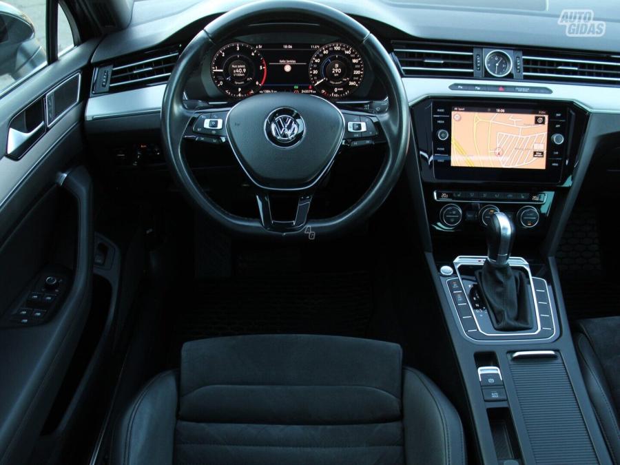 Volkswagen Passat 2019 in Vilnius, with an engine capacity of 2.00 L and mileage of 244 thousand km for 16250 €, photo 7 on AUTOMOTO.COM.LV