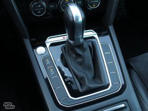 Volkswagen Passat 2019 in Vilnius, with an engine capacity of 2.00 L and mileage of 244 thousand km for 16250 €, photo 17 on AUTOMOTO.COM.LV