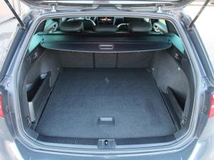 Volkswagen Passat 2019 in Vilnius, with an engine capacity of 2.00 L and mileage of 244 thousand km for 16250 €, photo 23 on AUTOMOTO.COM.LV