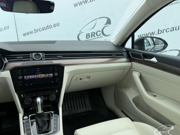 Volkswagen Passat 2019 in Klaipeda, with an engine capacity of 1.97 L and mileage of 247 thousand km for 13900 €, photo 5 on AUTOMOTO.COM.LV