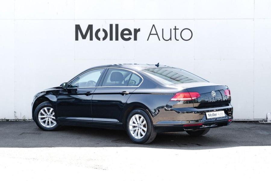 Volkswagen Passat 2019 in Riga, with an engine capacity of 1.50 L and mileage of 163 thousand km for 12850 €, photo 4 on AUTOMOTO.COM.LV