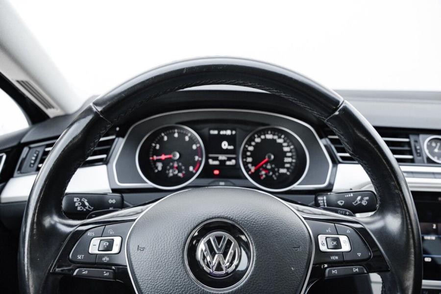 Volkswagen Passat 2019 in Riga, with an engine capacity of 1.50 L and mileage of 163 thousand km for 12850 €, photo 10 on AUTOMOTO.COM.LV