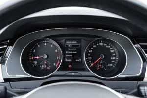 Volkswagen Passat 2019 in Riga, with an engine capacity of 1.50 L and mileage of 163 thousand km for 12850 €, photo 11 on AUTOMOTO.COM.LV