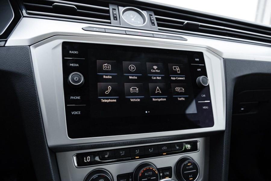 Volkswagen Passat 2019 in Riga, with an engine capacity of 1.50 L and mileage of 163 thousand km for 12850 €, photo 16 on AUTOMOTO.COM.LV