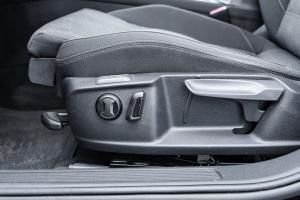 Volkswagen Passat 2019 in Riga, with an engine capacity of 1.50 L and mileage of 163 thousand km for 12850 €, photo 23 on AUTOMOTO.COM.LV