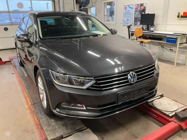 Volkswagen Passat 2019 Kauņa, ar dzinēja tilpumu 1.97 L un nobraukumu 219 tūkst. km par 12000 €, foto 2 vietnē AUTOMOTO.COM.LV