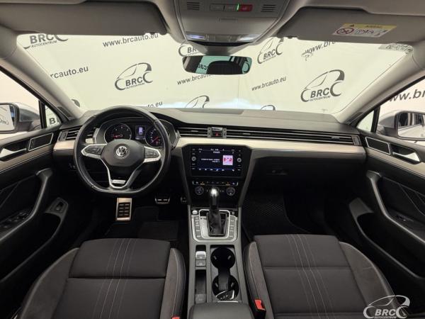 Volkswagen Passat 2019 in Vilnius, with an engine capacity of 1.97 L and mileage of 249 thousand km for 14900 €, photo 4 on AUTOMOTO.COM.LV