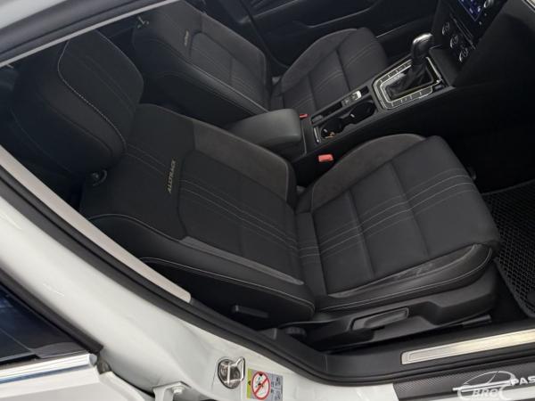 Volkswagen Passat 2019 in Vilnius, with an engine capacity of 1.97 L and mileage of 249 thousand km for 14900 €, photo 6 on AUTOMOTO.COM.LV