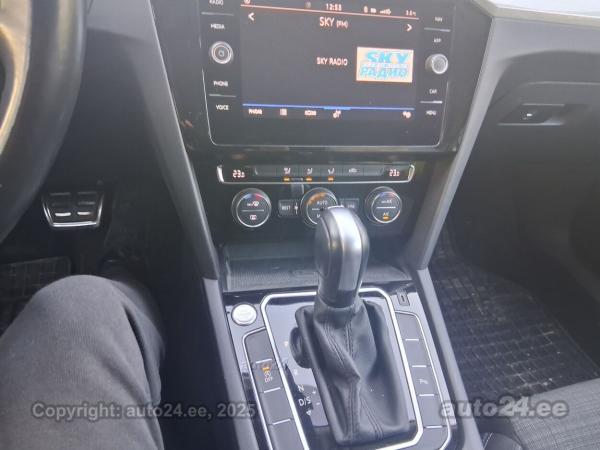 Volkswagen Passat 2020 Tallina, ar dzinēja tilpumu 1.60 L un nobraukumu 223 tūkst. km par 14000 €, foto 11 vietnē AUTOMOTO.COM.LV