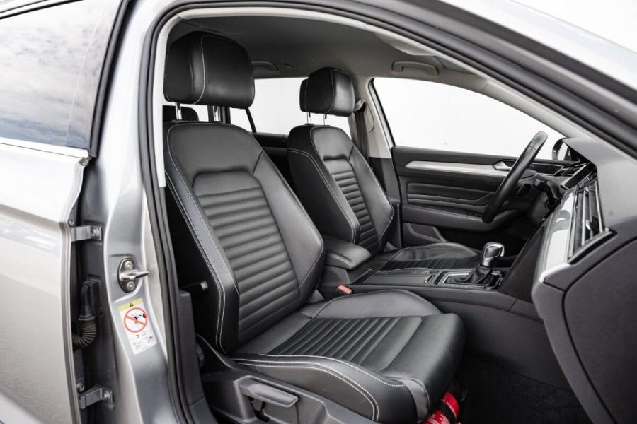 Volkswagen Passat 2021 in Riga, with an engine capacity of 1.40 L and mileage of 134 thousand km for 20700 €, photo 9 on AUTOMOTO.COM.LV
