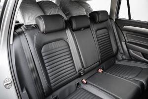 Volkswagen Passat 2021 in Riga, with an engine capacity of 1.40 L and mileage of 134 thousand km for 20700 €, photo 11 on AUTOMOTO.COM.LV