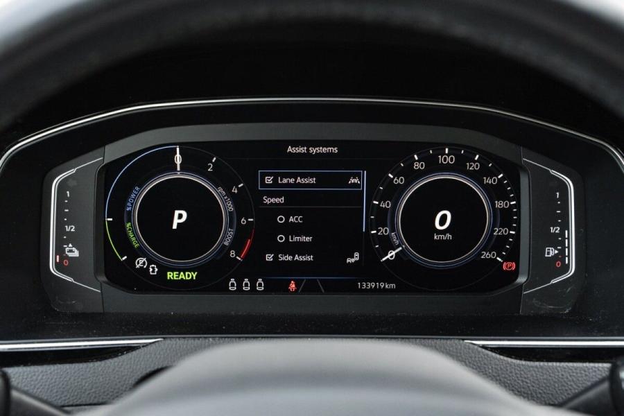 Volkswagen Passat 2021 in Riga, with an engine capacity of 1.40 L and mileage of 134 thousand km for 20700 €, photo 20 on AUTOMOTO.COM.LV
