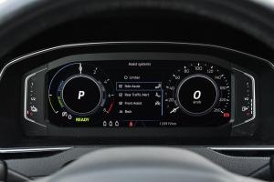 Volkswagen Passat 2021 in Riga, with an engine capacity of 1.40 L and mileage of 134 thousand km for 20700 €, photo 21 on AUTOMOTO.COM.LV