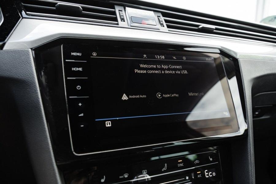 Volkswagen Passat 2021 in Riga, with an engine capacity of 1.40 L and mileage of 134 thousand km for 20700 €, photo 28 on AUTOMOTO.COM.LV