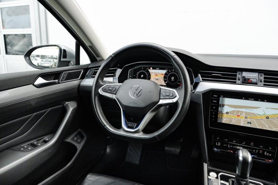 Volkswagen Passat 2021 in Riga, with an engine capacity of 1.40 L and mileage of 134 thousand km for 20700 €, photo 35 on AUTOMOTO.COM.LV