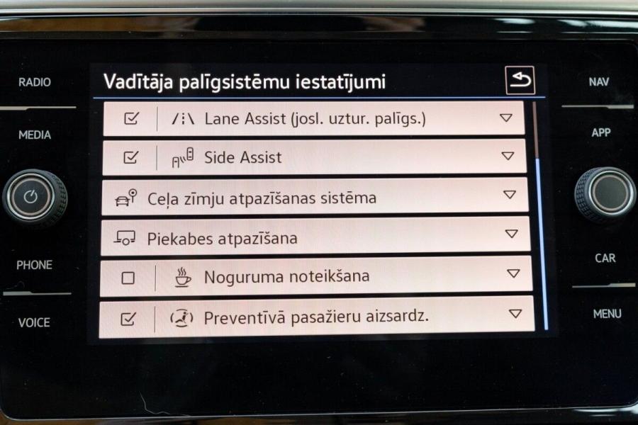 Volkswagen Passat 2021 Ventspils, ar dzinēja tilpumu 2.00 L un nobraukumu 158 tūkst. km par 20300 €, foto 26 vietnē AUTOMOTO.COM.LV