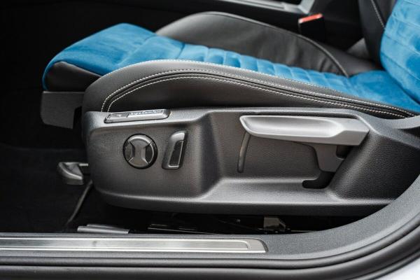 Volkswagen Passat 2022 Mārupe, ar dzinēja tilpumu 2.00 L un nobraukumu 135 tūkst. km par 21800 €, foto 10 vietnē AUTOMOTO.COM.LV