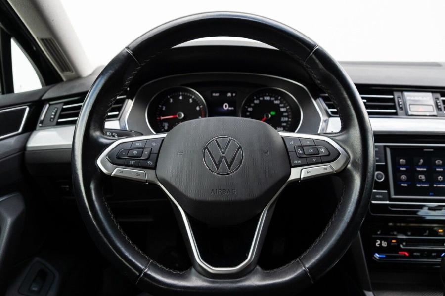 Volkswagen Passat 2022 in Riga, with an engine capacity of 1.50 L and mileage of 75 thousand km for 18500 €, photo 14 on AUTOMOTO.COM.LV