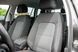 Volkswagen Passat 2022 in Kaunas, with an engine capacity of 2.00 L and mileage of 159 thousand km for 16900 €, photo 12 on AUTOMOTO.COM.LV