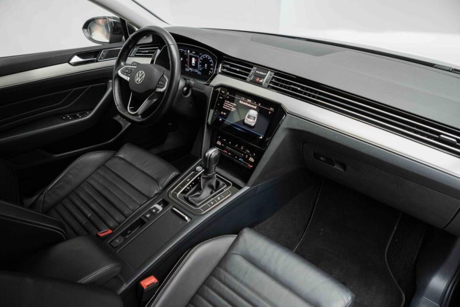 Volkswagen Passat 2022 in Peetri, with an engine capacity of 2.00 L and mileage of 151 thousand km for 24700 €, photo 11 on AUTOMOTO.COM.LV