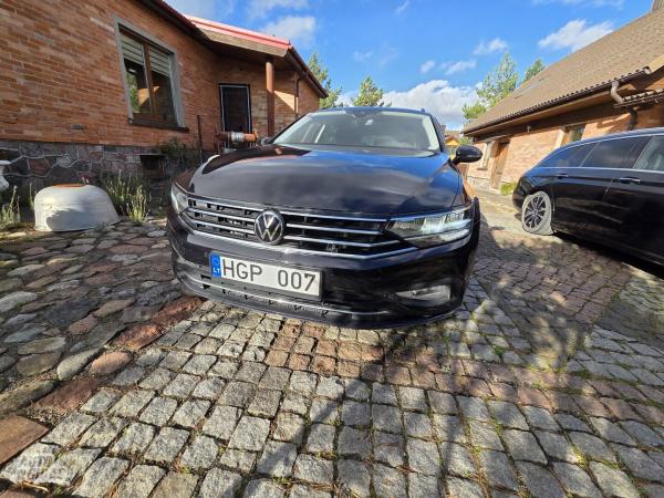 Volkswagen Passat 2022 in Kretinga, with an engine capacity of 2.00 L and mileage of 173 thousand km for 16999 €, photo 5 on AUTOMOTO.COM.LV