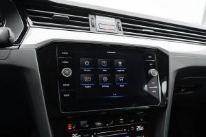 Volkswagen Passat 2022 Rīga, ar dzinēja tilpumu 1.50 L un nobraukumu 112 tūkst. km par 17650 €, foto 25 vietnē AUTOMOTO.COM.LV