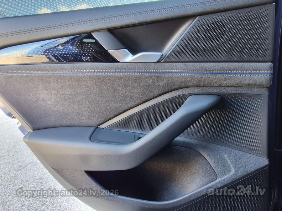 Volkswagen Passat 2024 Tallina, ar dzinēja tilpumu 2.00 L un nobraukumu 18 tūkst. km par 41999 €, foto 20 vietnē AUTOMOTO.COM.LV