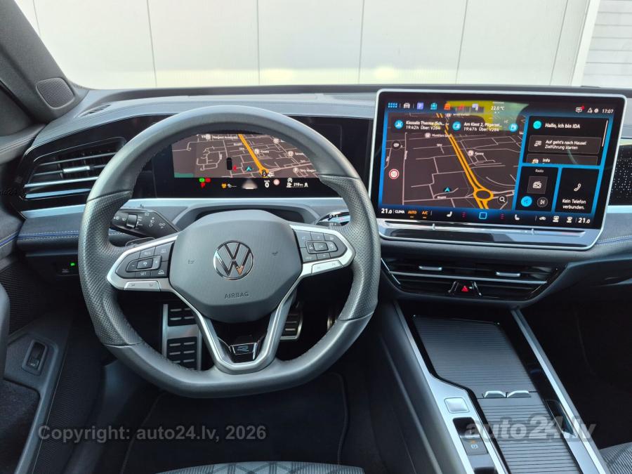 Volkswagen Passat 2024 Tallina, ar dzinēja tilpumu 2.00 L un nobraukumu 18 tūkst. km par 41999 €, foto 22 vietnē AUTOMOTO.COM.LV