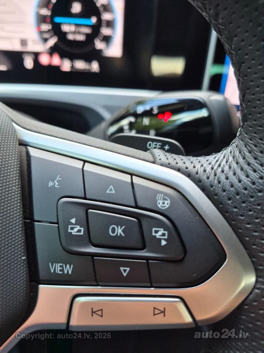 Volkswagen Passat 2024 Tallina, ar dzinēja tilpumu 2.00 L un nobraukumu 18 tūkst. km par 41999 €, foto 23 vietnē AUTOMOTO.COM.LV