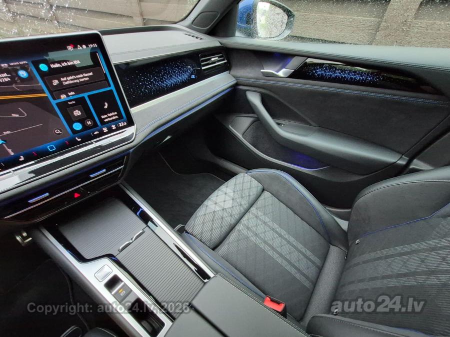 Volkswagen Passat 2024 Tallina, ar dzinēja tilpumu 2.00 L un nobraukumu 18 tūkst. km par 41999 €, foto 24 vietnē AUTOMOTO.COM.LV