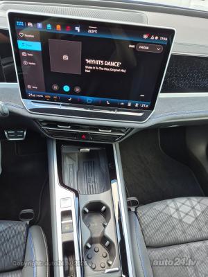 Volkswagen Passat 2024 Tallina, ar dzinēja tilpumu 2.00 L un nobraukumu 18 tūkst. km par 41999 €, foto 25 vietnē AUTOMOTO.COM.LV