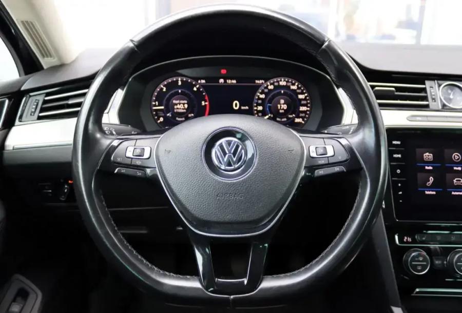 Melns Volkswagen passat-variant 2019 Rīga, ar dzinēja tilpumu 2.00 L un nobraukumu 224 tūkst. km par 13490 €, foto 6 vietnē AUTOMOTO.COM.LV
