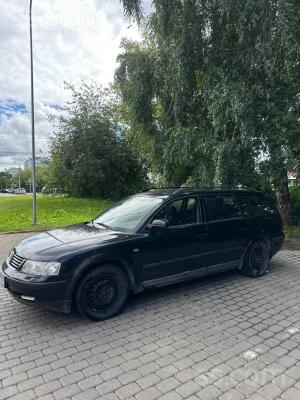 Melns Volkswagen passat-variant 1998 Rīga, ar dzinēja tilpumu 1.60 L un nobraukumu 309 tūkst. km par 1000 €, foto 3 vietnē AUTOMOTO.COM.LV