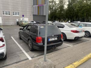 Черный Фольксваген Пассат Вариант 1999 в Таллин, объемом двигателя 1.90 л и пробегом 508 тыс. км за 1000 €, фото 7 на AUTOMOTO.COM.LV