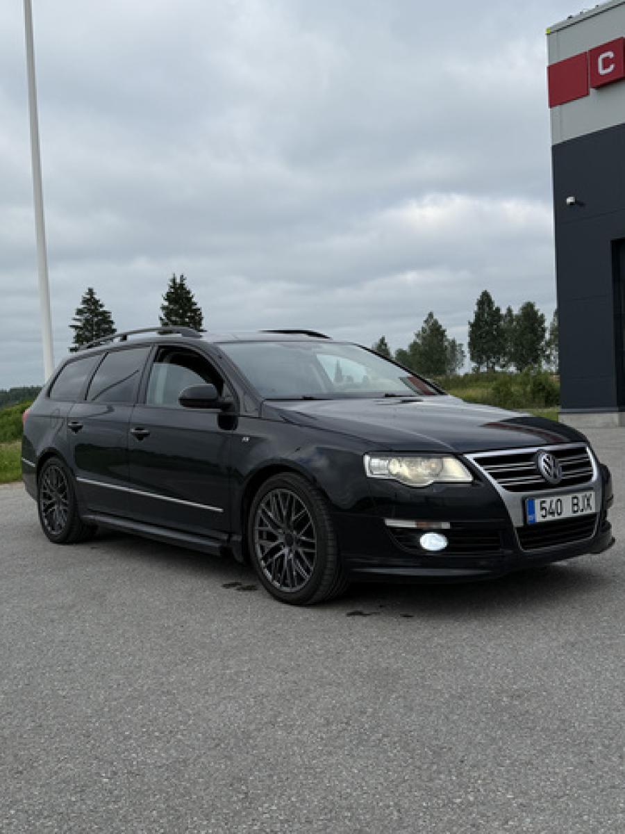 Black Volkswagen passat-variant 2009 in Tartu, with an engine capacity of 0.00 L and mileage of 352 thousand km for 2900 €, photo 3 on AUTOMOTO.COM.LV