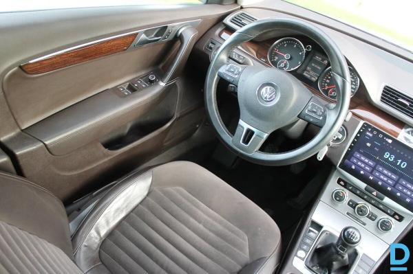 Melns Volkswagen passat-variant 2013 Rīga, ar dzinēja tilpumu 2.00 L un nobraukumu 210 tūkst. km par 5790 €, foto 5 vietnē AUTOMOTO.COM.LV