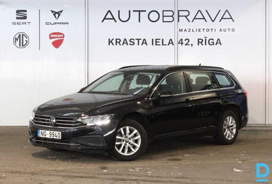 Black Volkswagen passat-variant 2022 in Riga, with an engine capacity of 2.00 L and mileage of 44 thousand km for 21500 €, photo 1 on AUTOMOTO.COM.LV