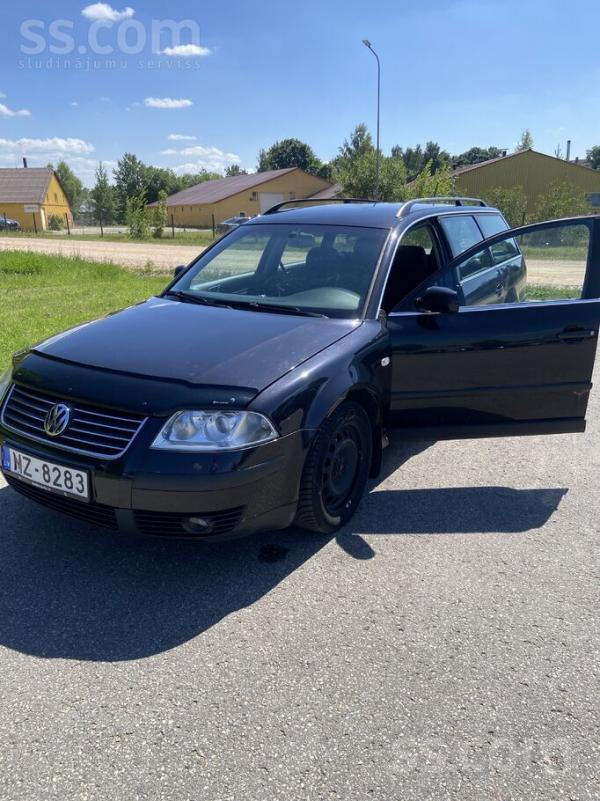 Blue Volkswagen passat-variant 2003 in Tukums, with an engine capacity of 1.90 L and mileage of 292 thousand km for 1550 €, photo 3 on AUTOMOTO.COM.LV