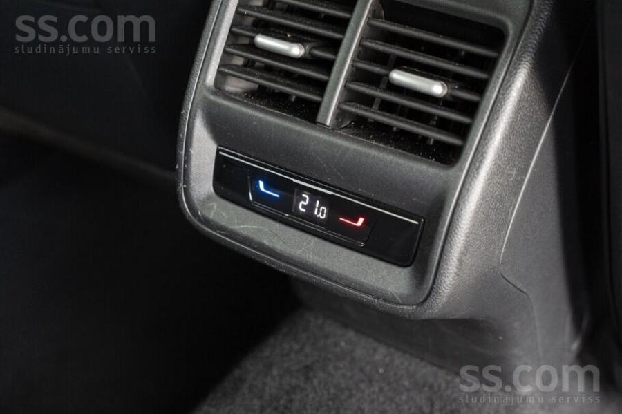 Zils Volkswagen passat-variant 2024 Rīga, ar dzinēja tilpumu 1.50 L un nobraukumu 67 tūkst. km par 29990 €, foto 31 vietnē AUTOMOTO.COM.LV