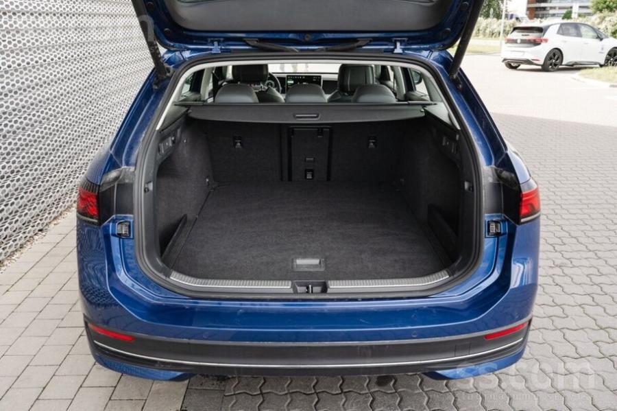 Zils Volkswagen passat-variant 2024 Rīga, ar dzinēja tilpumu 1.50 L un nobraukumu 67 tūkst. km par 29990 €, foto 34 vietnē AUTOMOTO.COM.LV