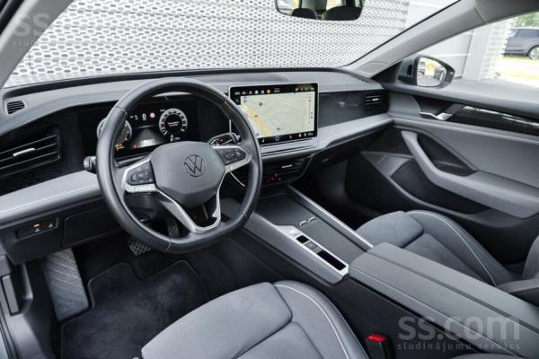 Green Volkswagen passat-variant 2024 in Riga, with an engine capacity of 1.50 L and mileage of 61 thousand km for 29900 €, photo 10 on AUTOMOTO.COM.LV