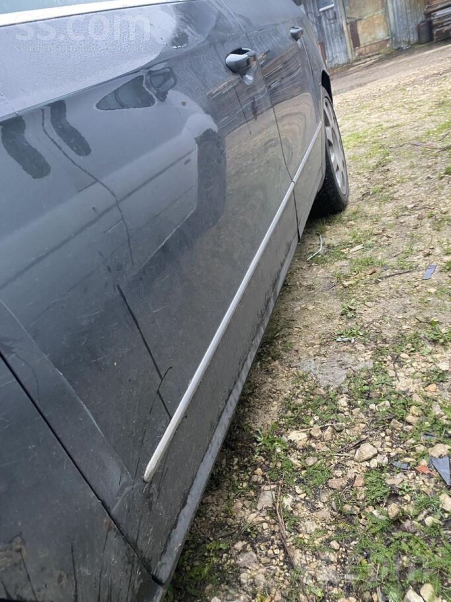 Green Volkswagen passat-variant 2006 in Riga, with an engine capacity of 2.00 L and mileage of 421 thousand km for 700 €, photo 6 on AUTOMOTO.COM.LV