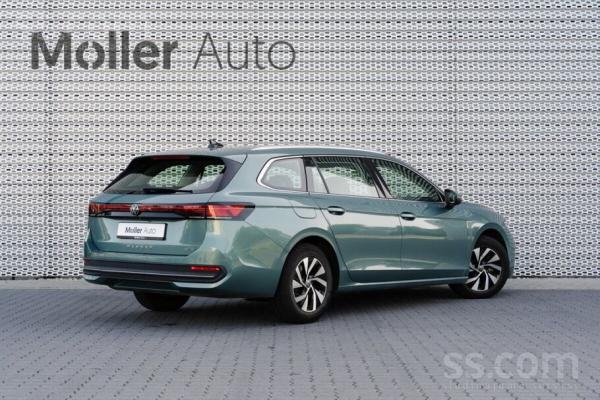 Green Volkswagen passat-variant 2024 in Riga, with an engine capacity of 1.50 L and mileage of 61 thousand km for 29900 €, photo 5 on AUTOMOTO.COM.LV