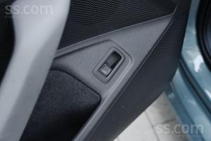 Green Volkswagen passat-variant 2024 in Riga, with an engine capacity of 1.50 L and mileage of 61 thousand km for 29900 €, photo 9 on AUTOMOTO.COM.LV