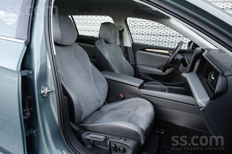 Green Volkswagen passat-variant 2024 in Riga, with an engine capacity of 1.50 L and mileage of 61 thousand km for 29900 €, photo 29 on AUTOMOTO.COM.LV